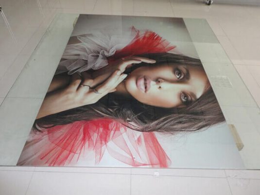 Glass Printing Machine | UV Glass Printer - YOTTA